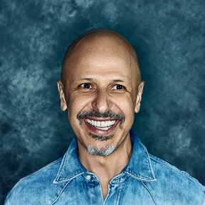 Maz Jobrani : Awards | Carnegie Corporation of New York