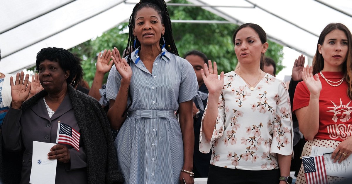 Become a U.S. Citizen: A Six-Step Guide | Citizenship | Carnegie ...