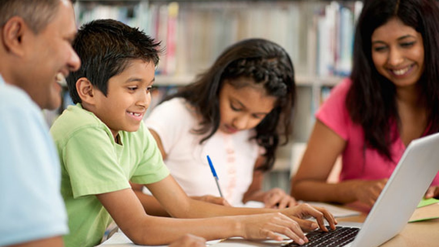 Parents as Partners in Education | Family & Community Engagement ...