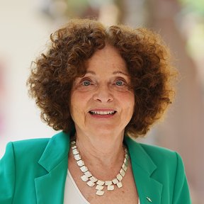 Helen M. Blau : Awards | Carnegie Corporation of New York